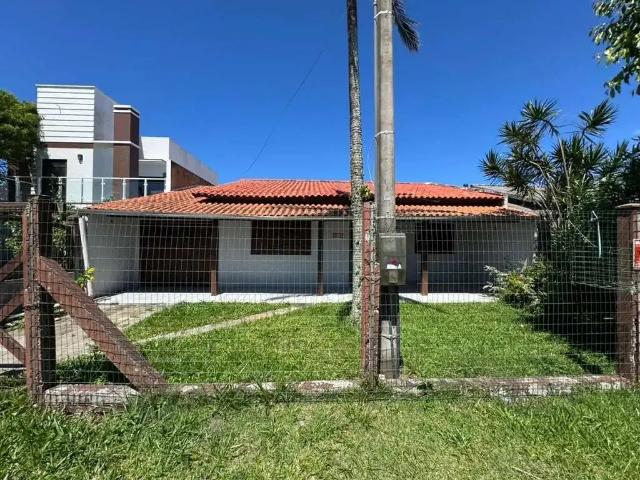 Casa / Sobrado para Venda em Osório/RS Atlântida Sul Distrito 3 Quartos