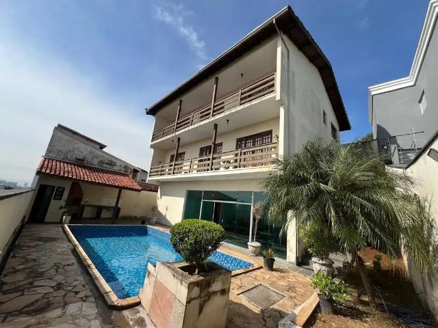 Casa / Sobrado para Venda em Osasco/SP Terra Nobre 3 Quartos