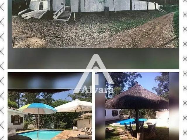 Casa / Sobrado para Venda em Osasco/SP Três Montanhas 6 Quartos