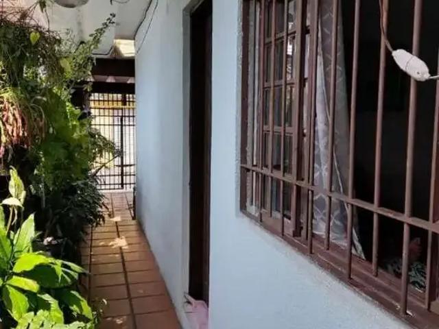 Casa / Sobrado para Venda em Osasco/SP Umuarama 4 Quartos