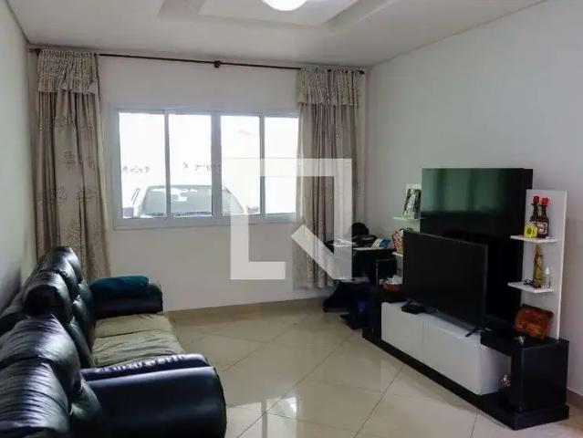 Casa / Sobrado para Venda em Osasco/SP Umuarama 4 Quartos