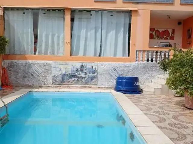 Casa / Sobrado para Venda em Osasco/SP Umuarama 4 Quartos