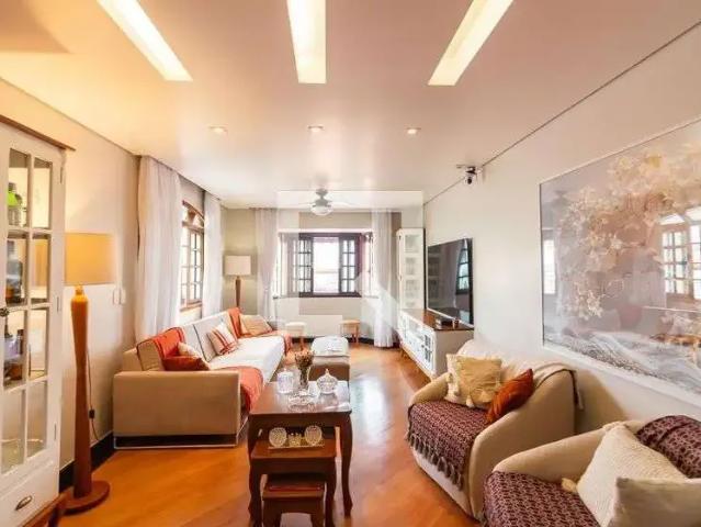 Casa / Sobrado para Venda em Osasco/SP Umuarama 3 Quartos