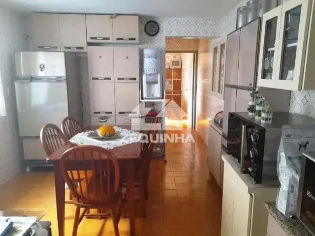 Casa / Sobrado para Venda em Osasco/SP Vila Campesina 6 Quartos