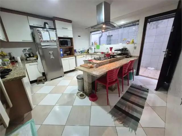 Casa / Sobrado para Venda em Osasco/SP Adalgisa 4 Quartos