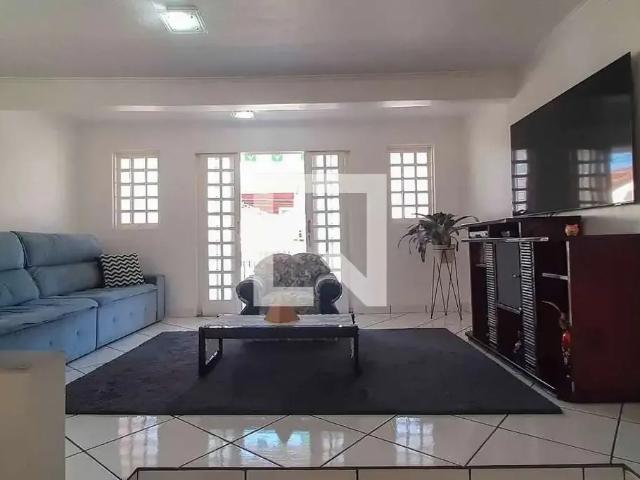 Casa / Sobrado para Venda em Osasco/SP Cidade das Flores 3 Quartos