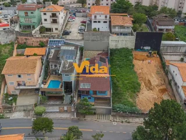 Casa / Sobrado para Venda em Osasco/SP City Bussocaba 5 Quartos