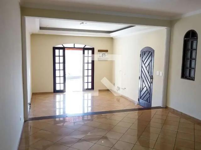 Casa / Sobrado para Venda em Osasco/SP Jaguaribe 3 Quartos