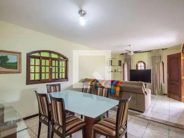 Casa / Sobrado para Venda em Osasco/SP Jardim das Flores 5 Quartos