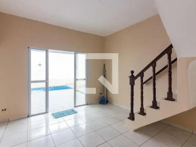 Casa / Sobrado para Venda em Osasco/SP Jardim das Flores 3 Quartos