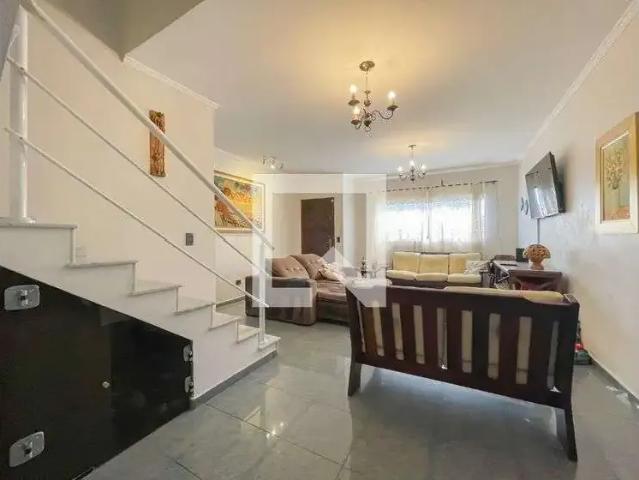 Casa / Sobrado para Venda em Osasco/SP Jardim das Flores 3 Quartos