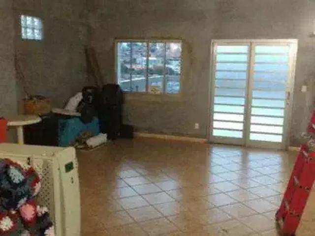 Casa / Sobrado para Venda em Osasco/SP Jardim Roberto 4 Quartos