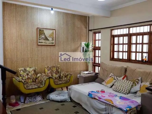 Casa / Sobrado para Venda em Osasco/SP Jardim Roberto 3 Quartos