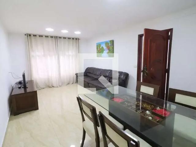 Casa / Sobrado para Venda em Osasco/SP Jardim Roberto 3 Quartos