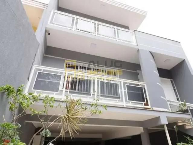 Casa / Sobrado para Venda em Osasco/SP Km 18 5 Quartos