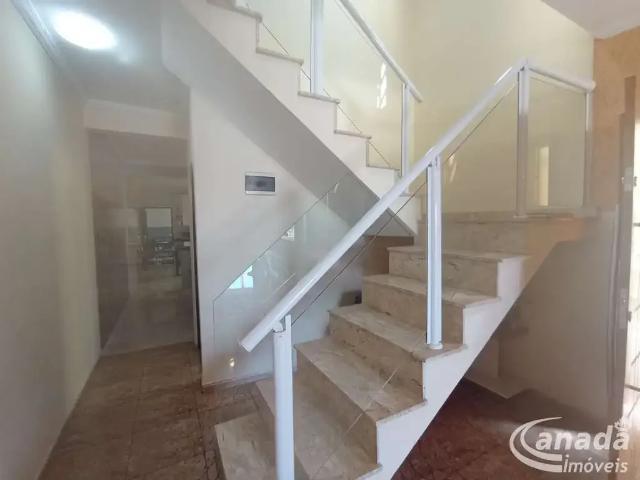 Casa / Sobrado para Venda em Osasco/SP Mutinga 3 Quartos