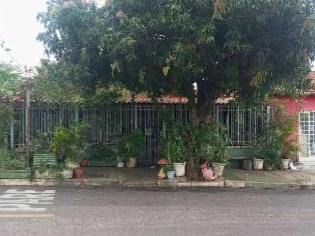 Casa / Sobrado para Venda em Oscar Bressane/SP Centro 3 Quartos