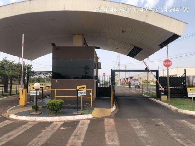 Casa / Sobrado para Venda em Ourinhos/SP Jardim Itamaraty 2 Quartos