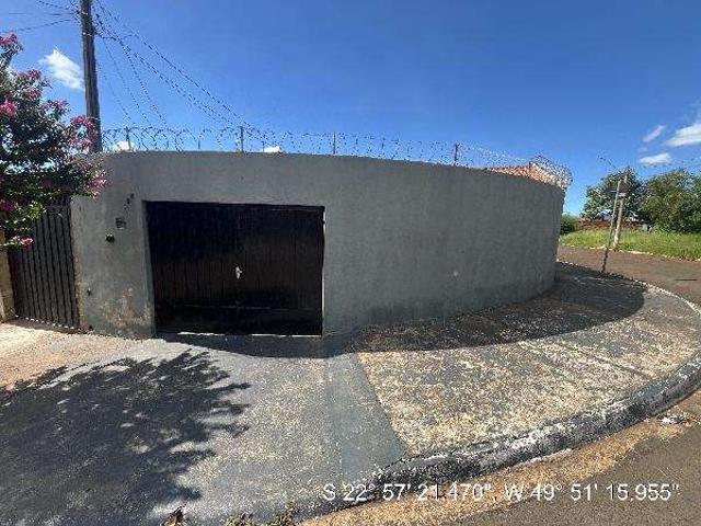 Casa / Sobrado para Venda em Ourinhos/SP Residencial Vandelena Moraes Freire 2 Quartos