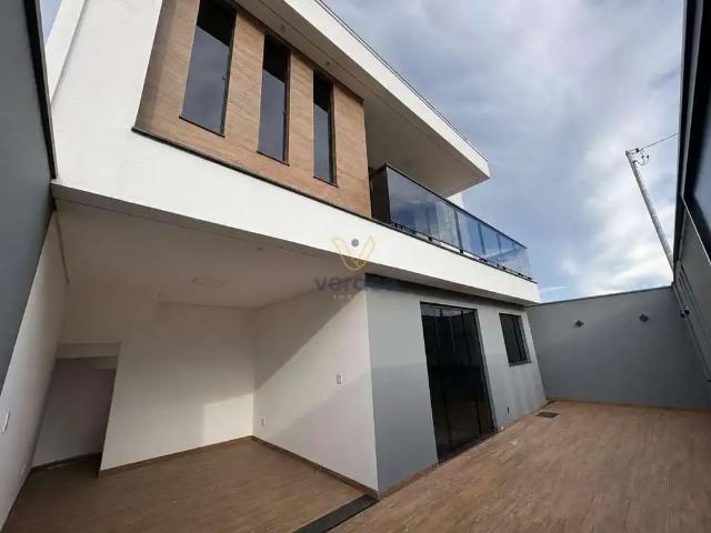 Casa / Sobrado para Venda em Ouro Branco/MG Cidade Jardim 3 Quartos