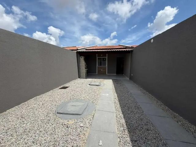 Casa / Sobrado para Venda em Pacatuba/CE Pavuna 2 Quartos
