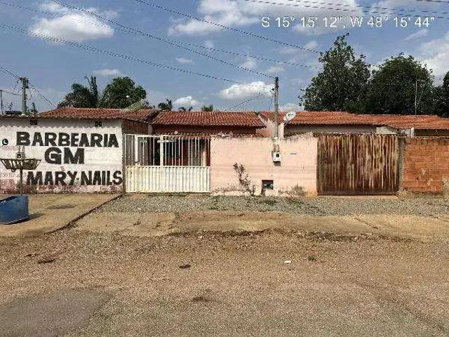 Casa / Sobrado para Venda em Padre Bernardo/GO Centro 2 Quartos