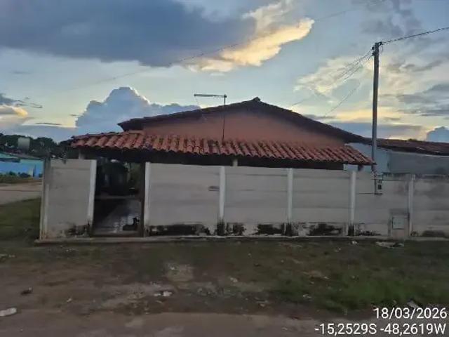 Casa / Sobrado para Venda em Padre Bernardo/GO Vila Divineia 3 Quartos