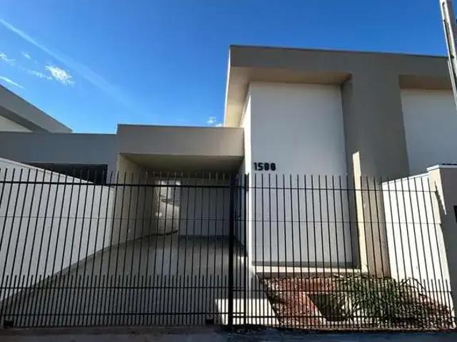 Casa / Sobrado para Venda em Paiçandu/PR Jardim Morada do Sol 3 Quartos