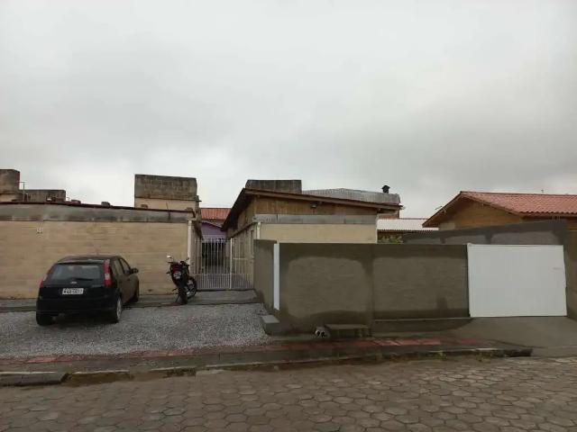 Casa / Sobrado para Venda em Palhoça/SC Caminho Novo 16 Quartos