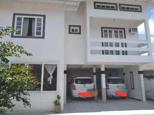 Casa / Sobrado para Venda em Palhoça/SC Caminho Novo 5 Quartos