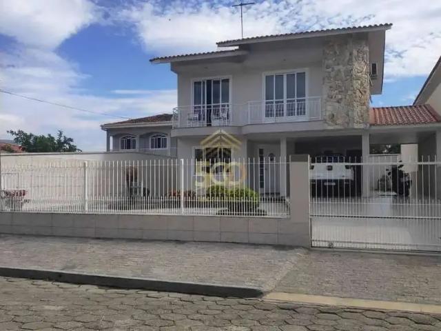Casa / Sobrado para Venda em Palhoça/SC Centro 3 Quartos