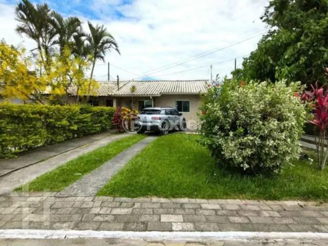 Casa / Sobrado para Venda em Palhoça/SC Centro 3 Quartos