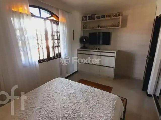 Casa / Sobrado para Venda em Palhoça/SC Alto Aririu 3 Quartos