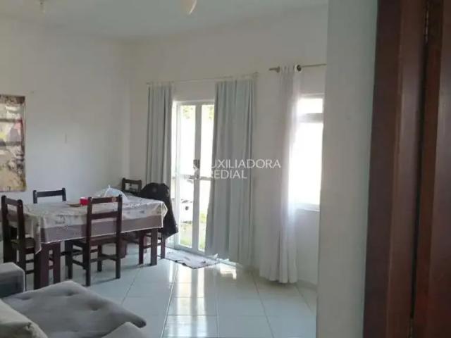 Casa / Sobrado para Venda em Palhoça/SC Aririu 2 Quartos