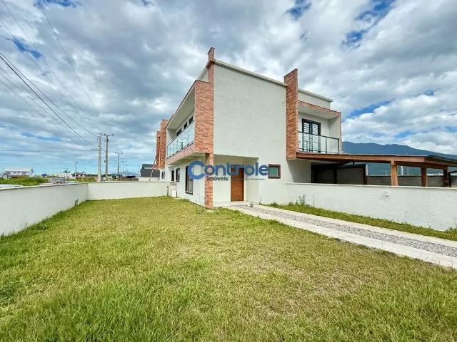 Casa / Sobrado para Venda em Palhoça/SC Aririu 2 Quartos