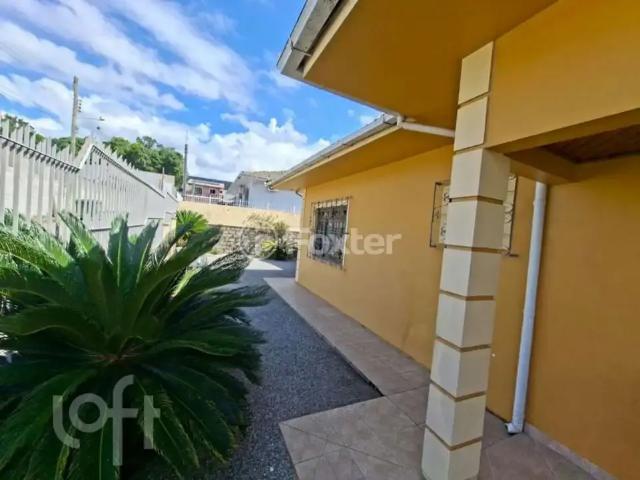 Casa / Sobrado para Venda em Palhoça/SC Aririu 3 Quartos