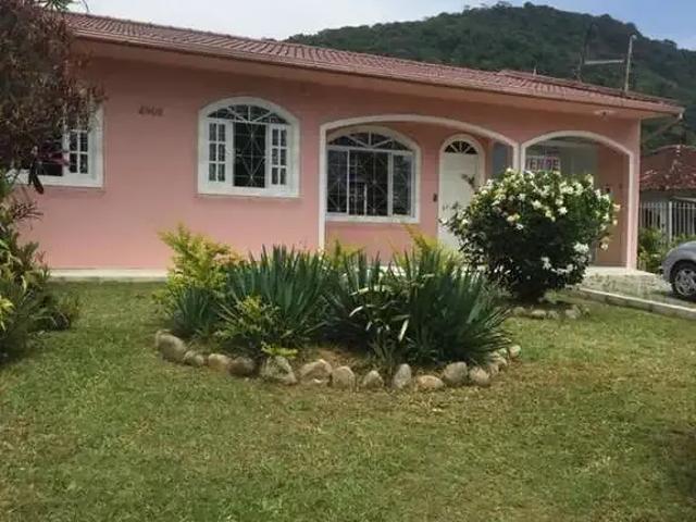 Casa / Sobrado para Venda em Palhoça/SC Aririu 3 Quartos