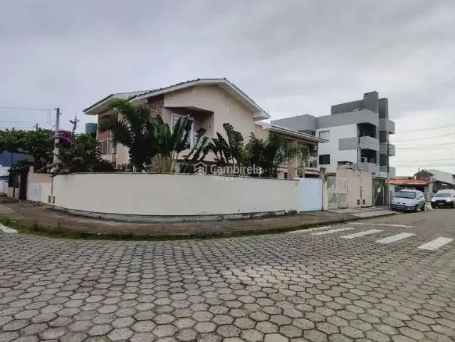 Casa / Sobrado para Venda em Palhoça/SC Barra do Aririú 2 Quartos