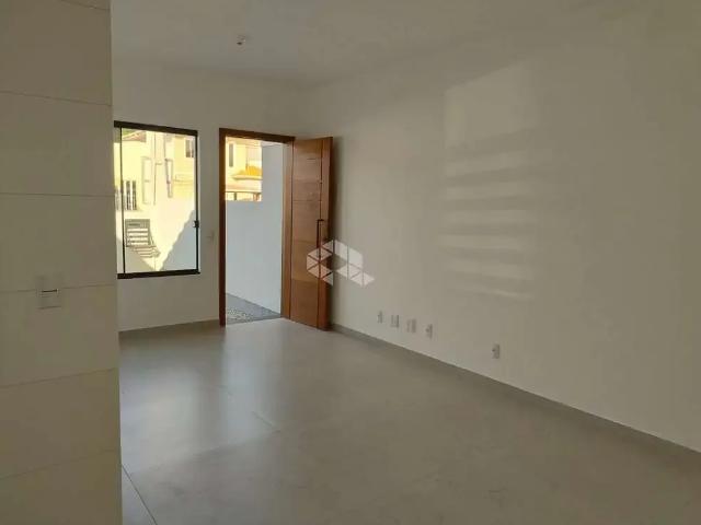 Casa / Sobrado para Venda em Palhoça/SC Barra do Aririú 2 Quartos