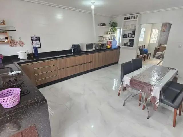 Casa / Sobrado para Venda em Palhoça/SC Barra do Aririú 2 Quartos