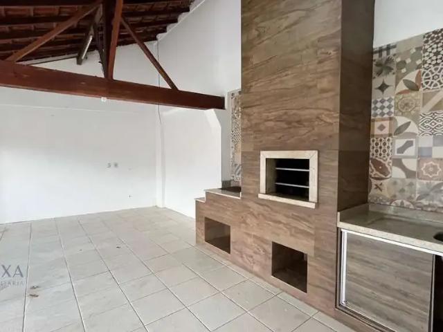 Casa / Sobrado para Venda em Palhoça/SC Barra do Aririú 3 Quartos