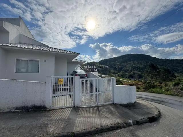 Casa / Sobrado para Venda em Palhoça/SC Bela Vista 2 Quartos