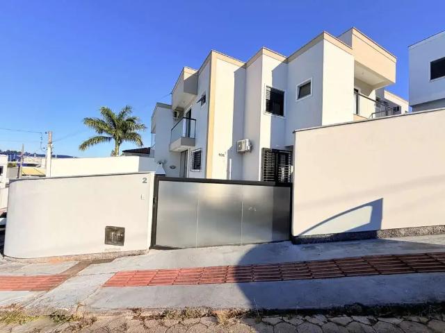 Casa / Sobrado para Venda em Palhoça/SC Bela Vista 2 Quartos