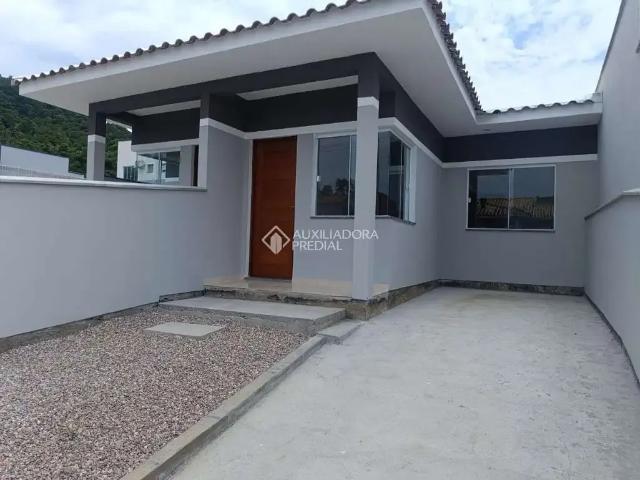 Casa / Sobrado para Venda em Palhoça/SC Bela Vista 2 Quartos