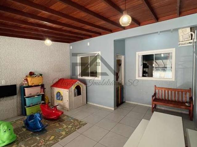 Casa / Sobrado para Venda em Palhoça/SC Bela Vista 2 Quartos