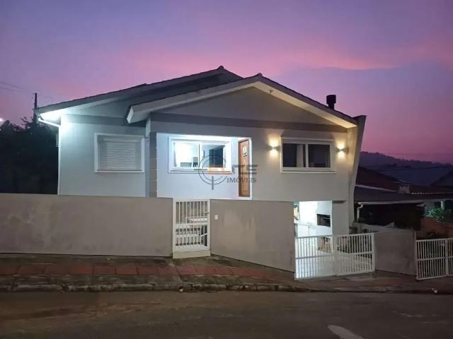 Casa / Sobrado para Venda em Palhoça/SC Bela Vista 2 Quartos