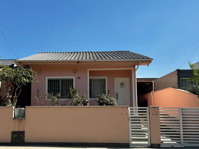 Casa / Sobrado para Venda em Palhoça/SC Bela Vista 2 Quartos