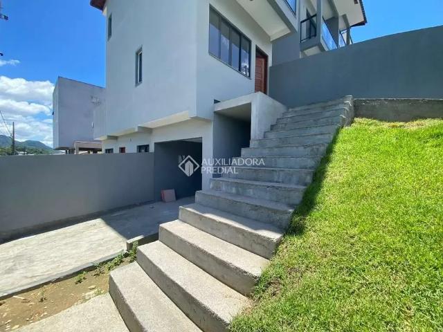 Casa / Sobrado para Venda em Palhoça/SC Bela Vista 2 Quartos