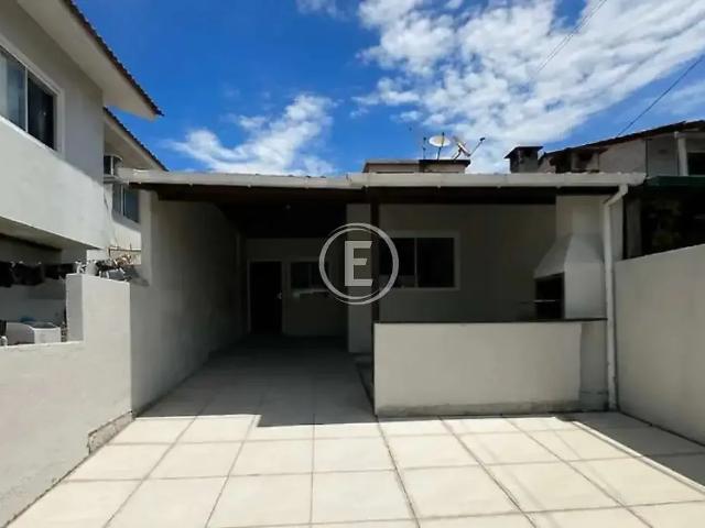 Casa / Sobrado para Venda em Palhoça/SC Bela Vista 2 Quartos
