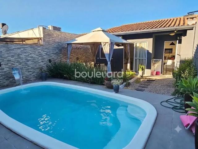 Casa / Sobrado para Venda em Palhoça/SC Bela Vista 2 Quartos